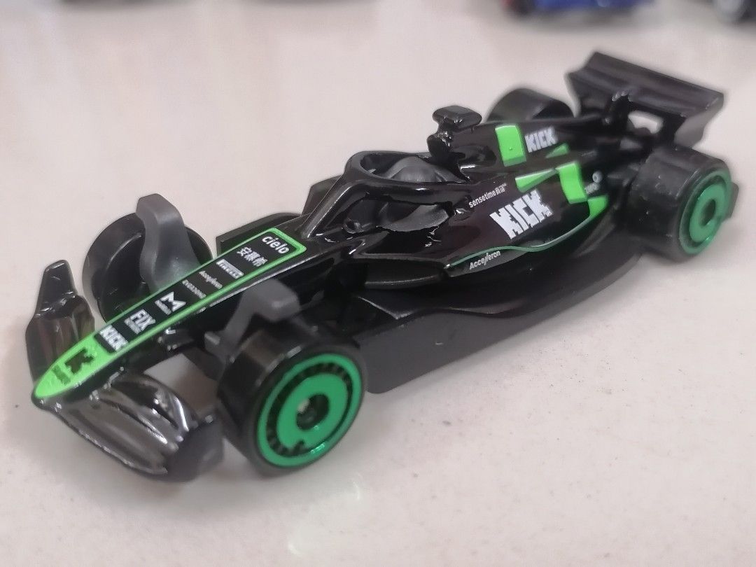 Hot Wheels 2025 Formula One 5-Pack Stake F1 Team Kick - Black - Loose ...