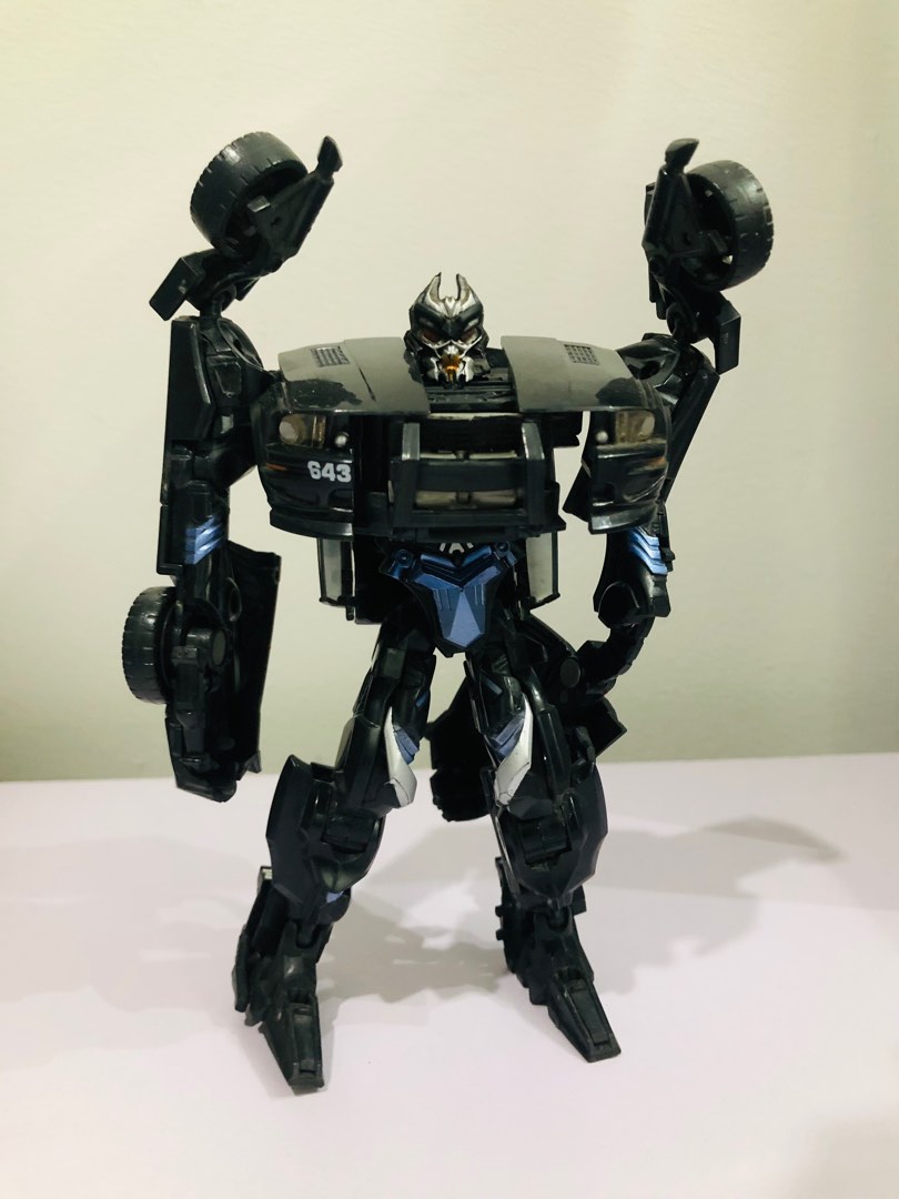 Ironhide autobot transformers, Hobbies & Toys, Toys & Games on Carousell