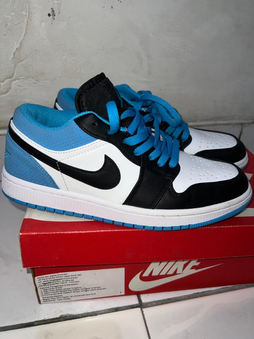Nike Air Jordan 1 Low Laser Blue, Fesyen Pria, Sepatu , Sepatu Formal ...