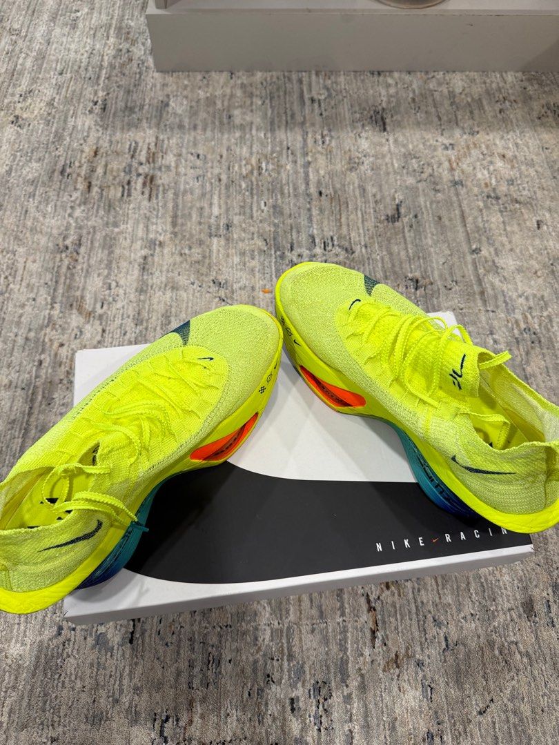Nike Alphafly 3 Volt, Men's Fashion, Footwear, Sneakers on Carousell