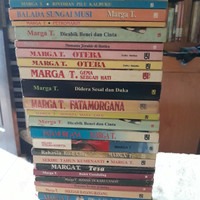 Novel Marga T cabutan Lawas Indonesia Romance, Buku & Alat Tulis, Buku ...