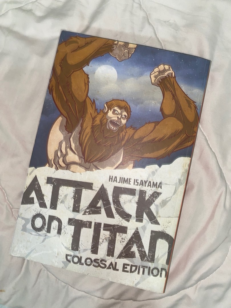 Official Attack on titan: colossal edition 4, Hobbies & Toys, Books ...