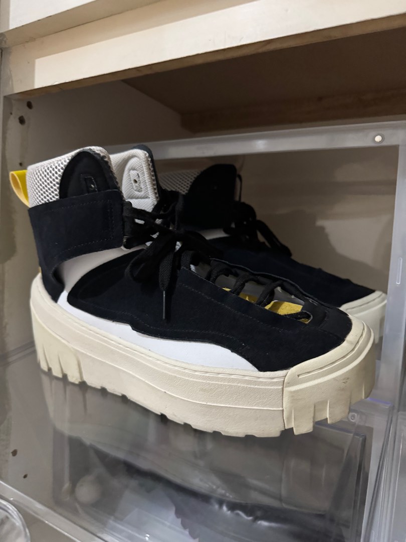 ONITSUKA TIGER BOOTS, Men's Fashion, Footwear, Sneakers on Carousell