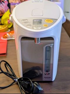 二手Panasonic 電泵出水電熱水瓶 (4.0公升) NC-BG4000 Thermo-pot, 家庭電器, 廚房電器, 水壺 - Carousell