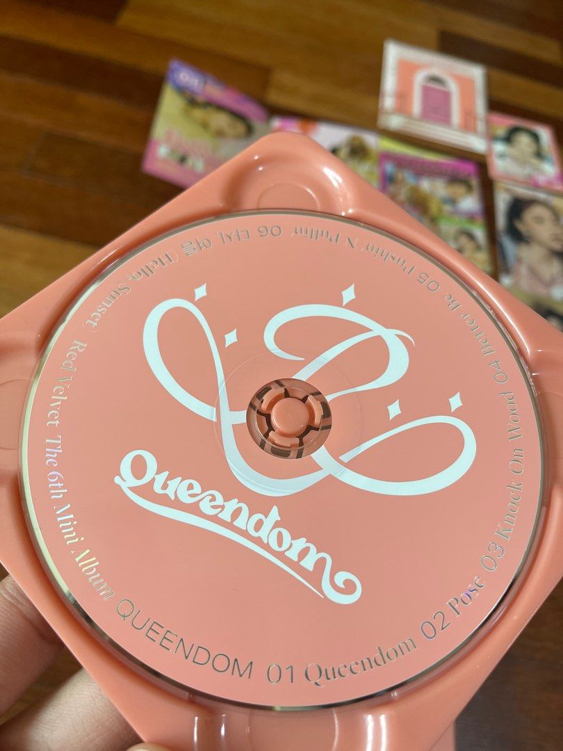 Red Velvet Queendom Album all included except photocards & stickers ...