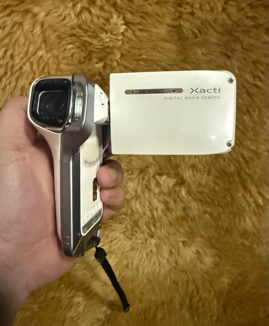 Sanyo Xacti VPC-CA8EX Rare Digital Camera, Photography, Cameras on ...