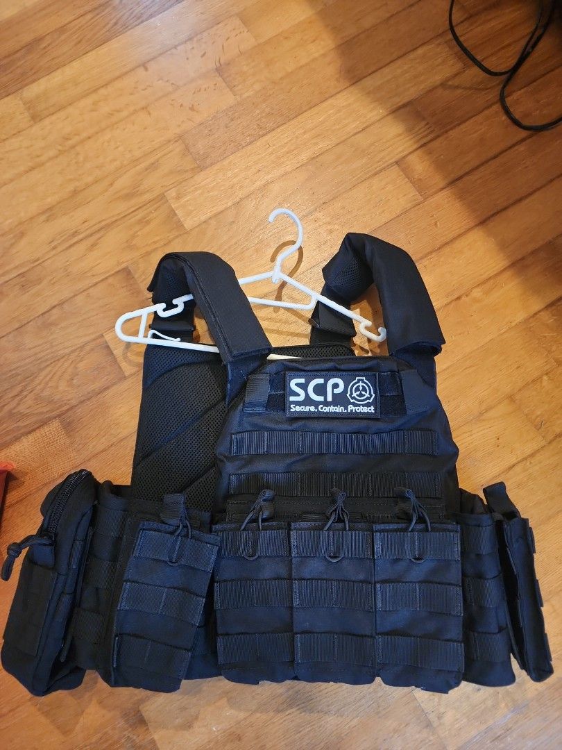 SCP tactical Vest, Hobbies & Toys, Toys & Games on Carousell