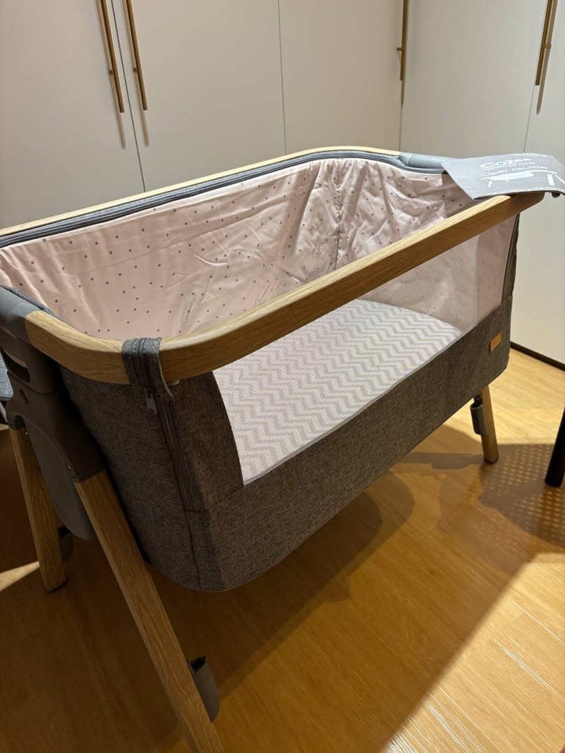 Tutti Bambini Cozee Bedside Co-Sleeper Crib [Oak & Charcoal], Babies ...