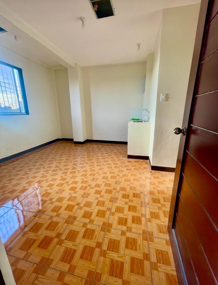 Brand New Commercial-Residential Building near Kamuning Road and EDSA ...