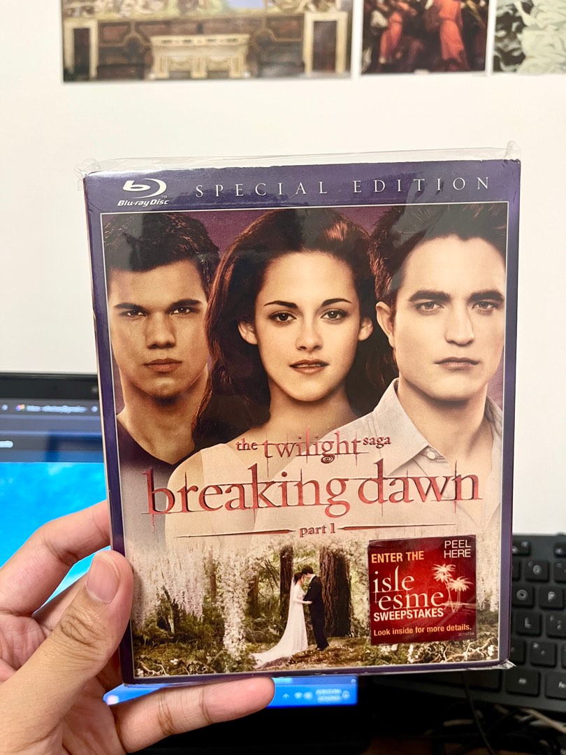 BREAKING DAWN PART 1 DVD ORIGINAL, Hobbies & Toys, Music & Media, CDs ...