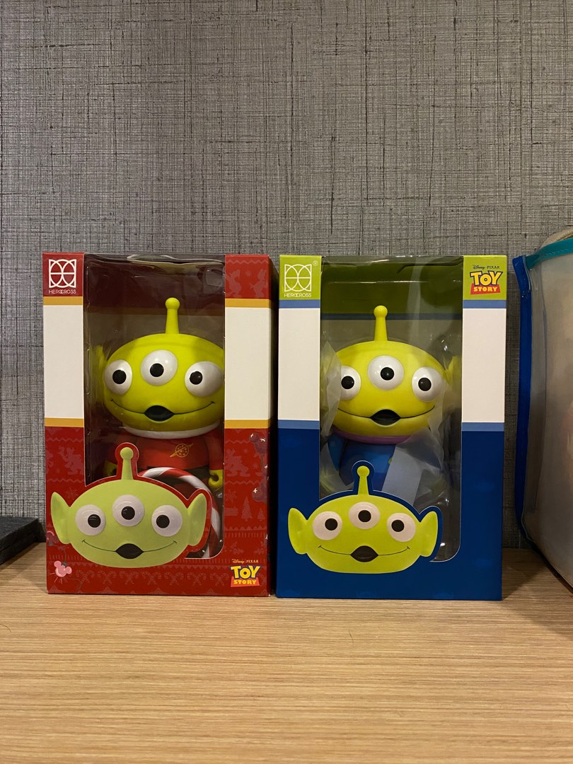 CFS#146 15cm Hoopy - Toy Story Alien (X'mas Ver.)&Normal version ...