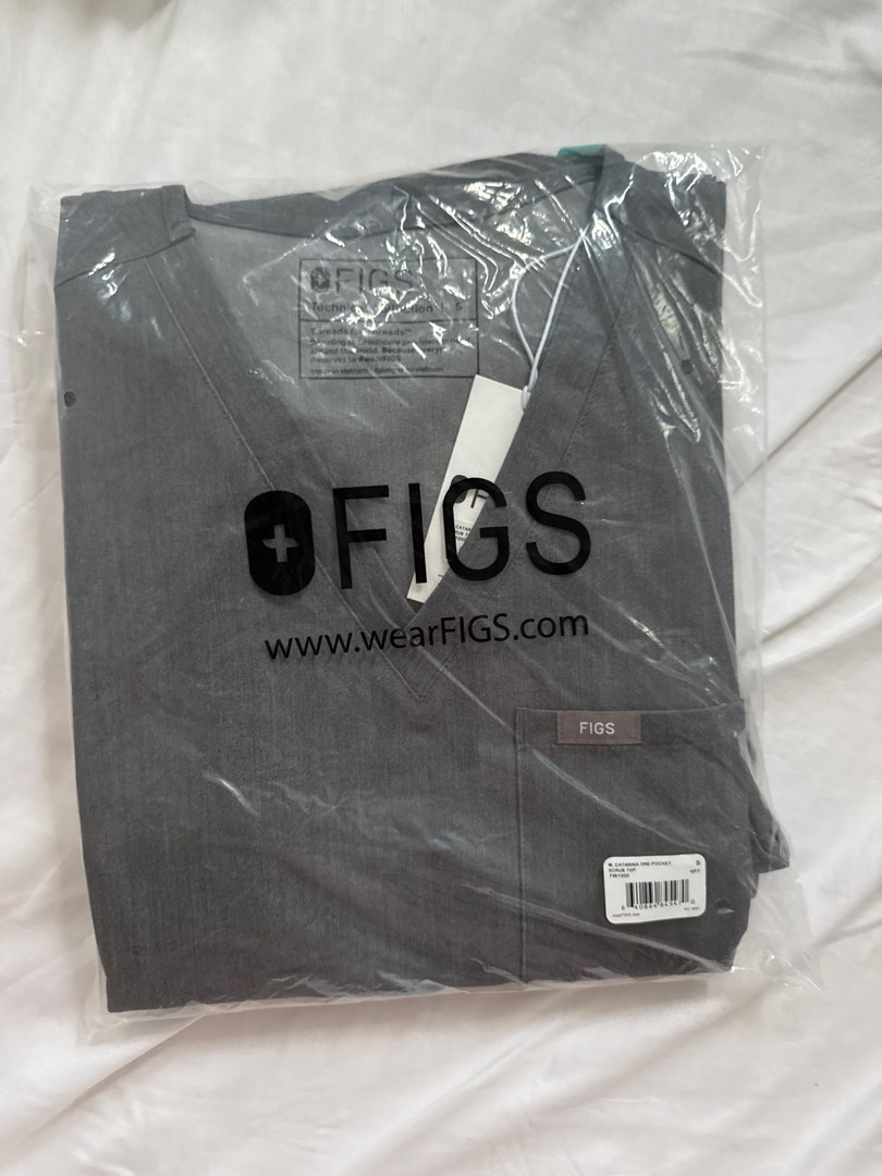 Figs Scrubs US bought, Women's Fashion, Activewear on Carousell