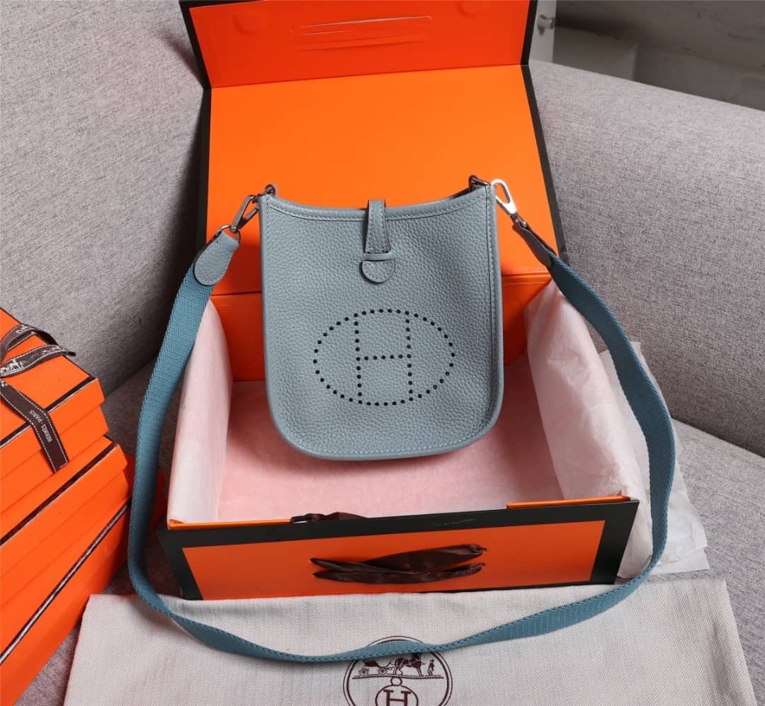 Hermes Evelyn Mini Leather Crossbody Bag 17CM, Luxury, Bags & Wallets on Carousell