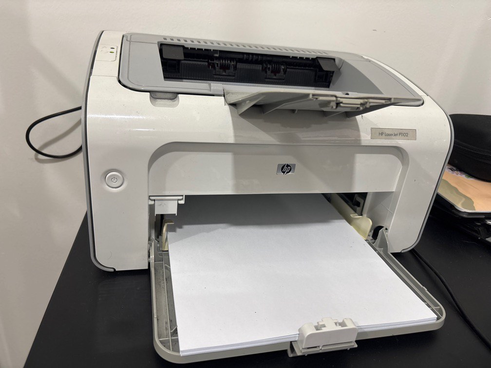 HP LaserJet P1102 (Black & White) - With Printer Toner, Computers ...
