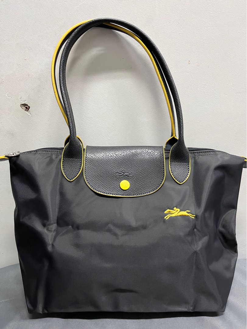 Longchamp Club series longhandle medium, Women's Fashion, Bags ...