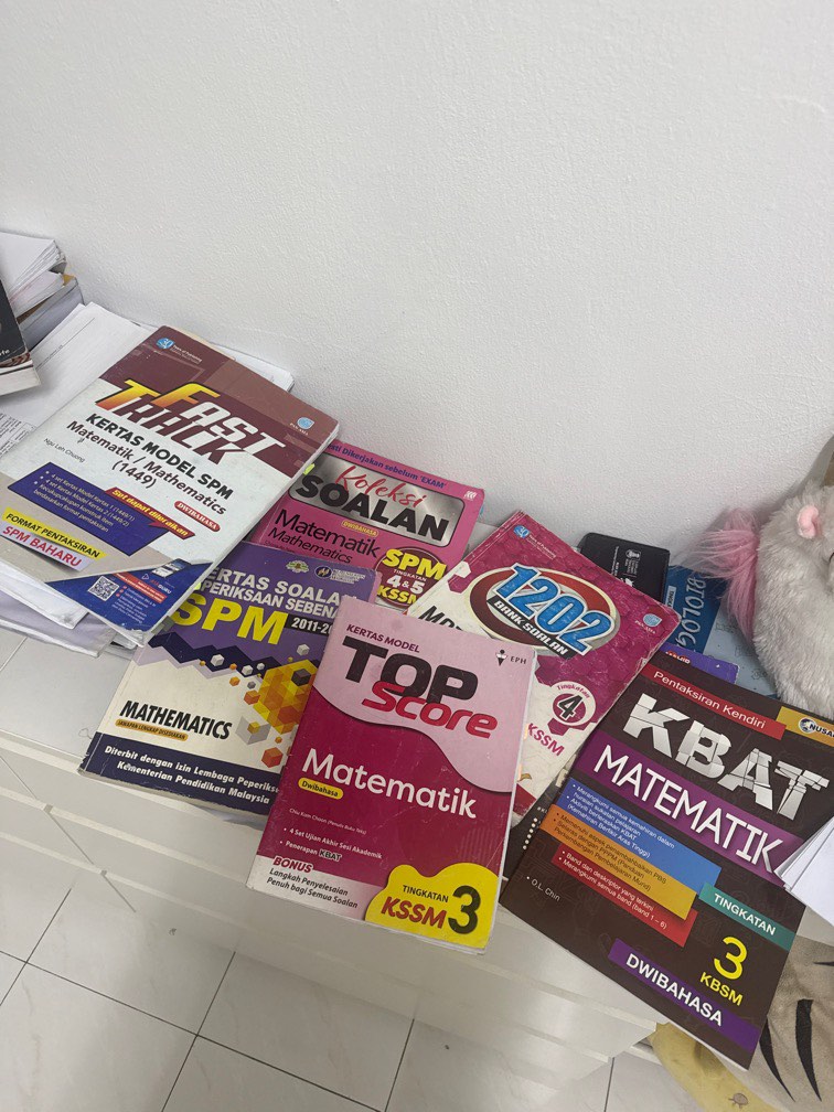 Matematik spm, Hobbies & Toys, Books & Magazines, Textbooks on Carousell