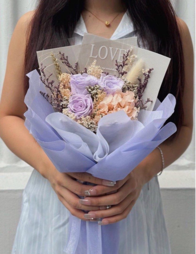 Purple preserved roses bouquet, hydrangeas. Birthday, Anniversary ...