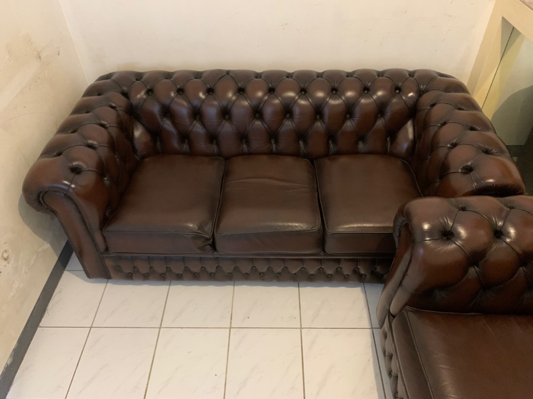 Sofa Chesterfield 3+2 Classic Full Leather Authentic, Perabotan Rumah ...