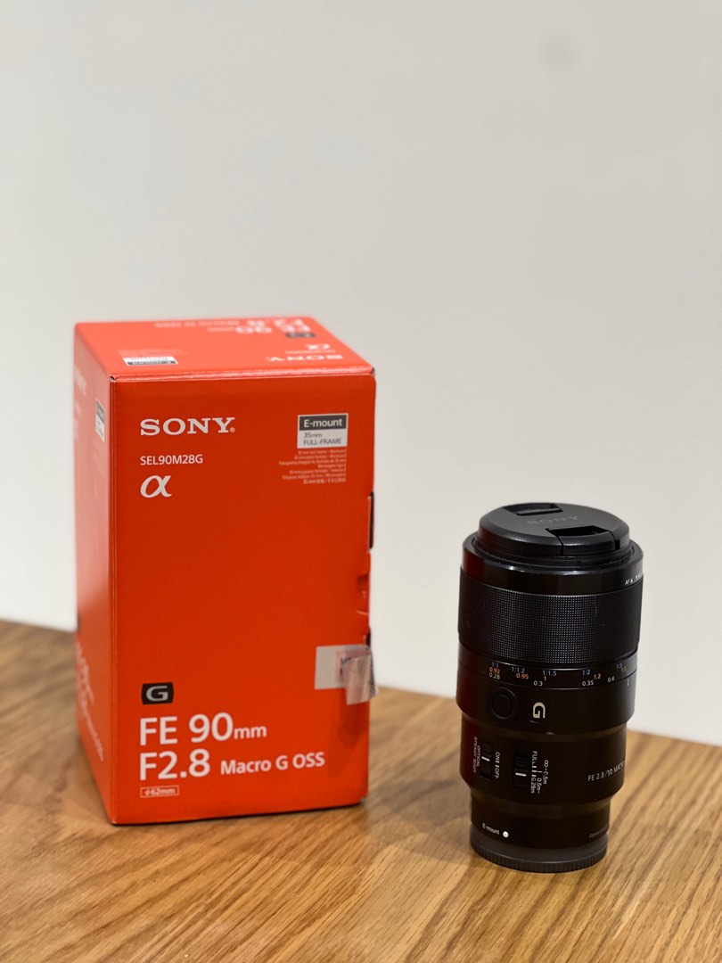 Sony 90mm F2.8 Marco, Photography, Lens & Kits on Carousell