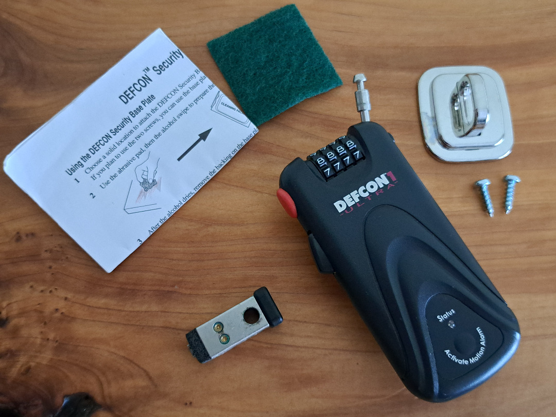 Targus Defcon1 ultra, Computers & Tech, Parts & Accessories, Other ...