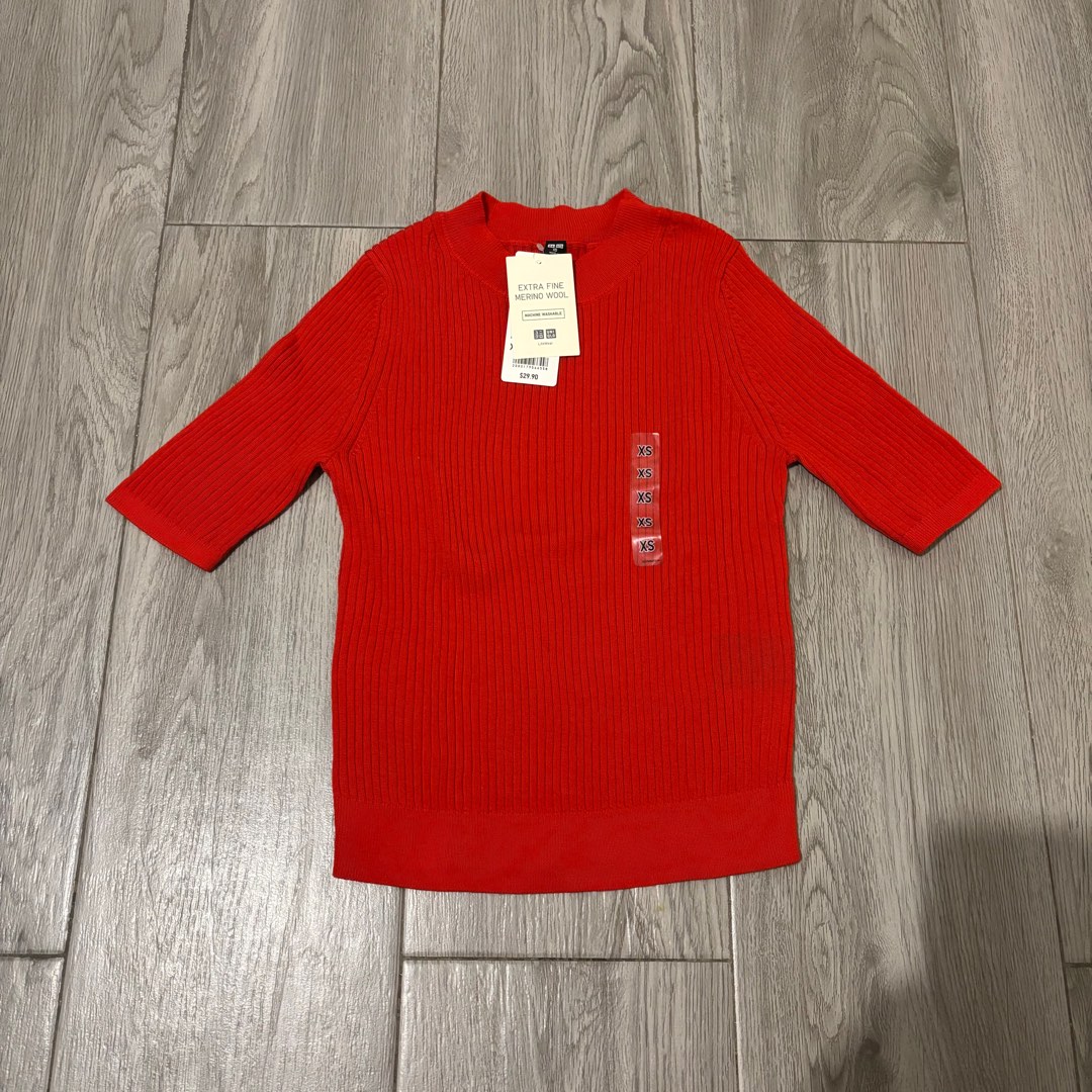Uniqlo red top, Women's Fashion, Tops, Blouses on Carousell