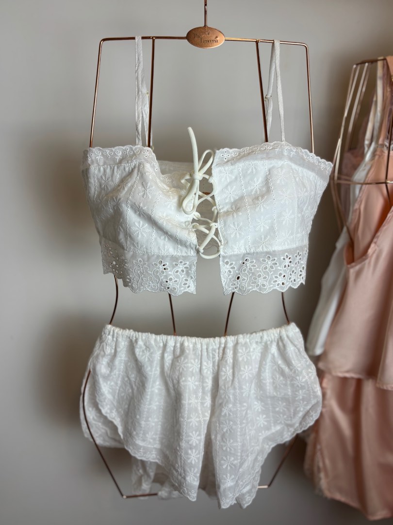 (V-Day) White Sexy Lace Sets, Women's Fashion, New Undergarments ...