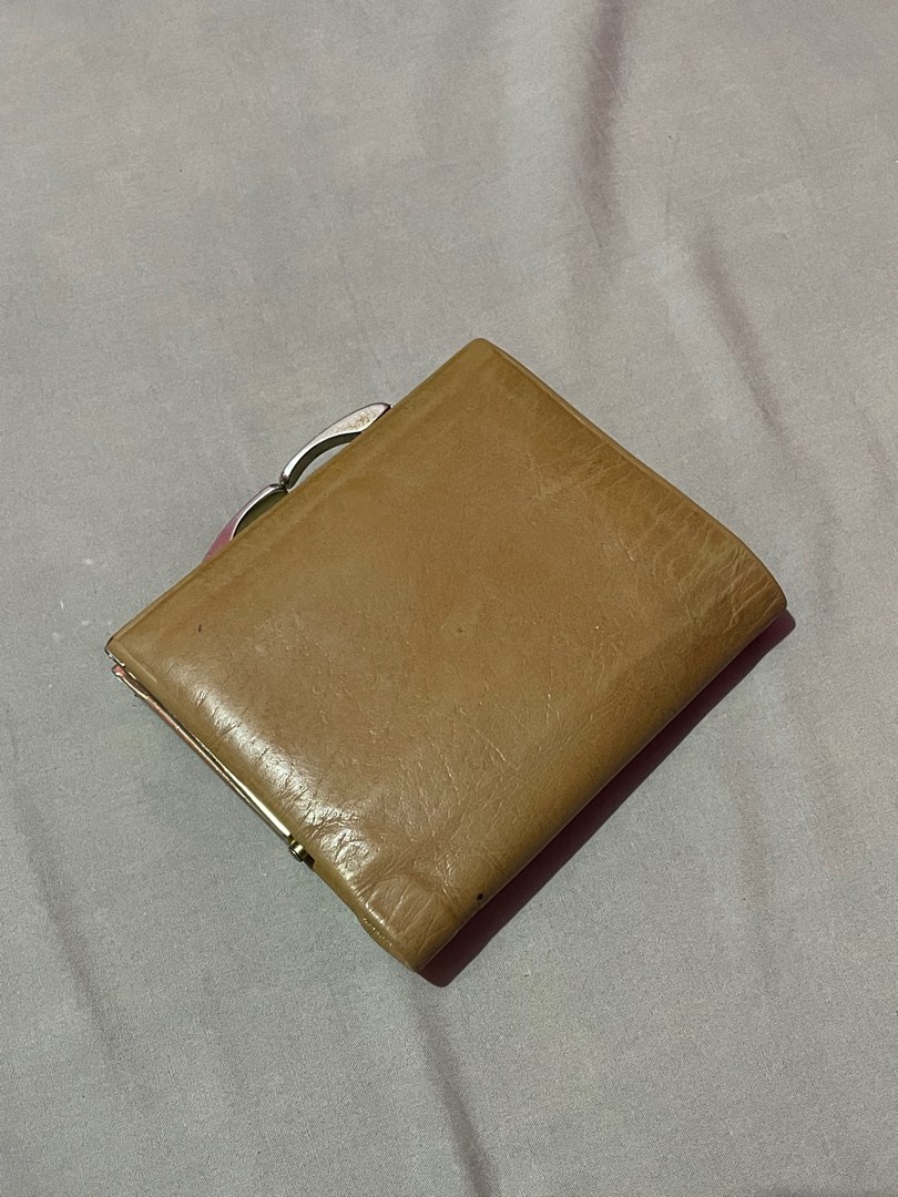 Vintage tilley wallet made in canada genuine hide, Women's Fashion ...
