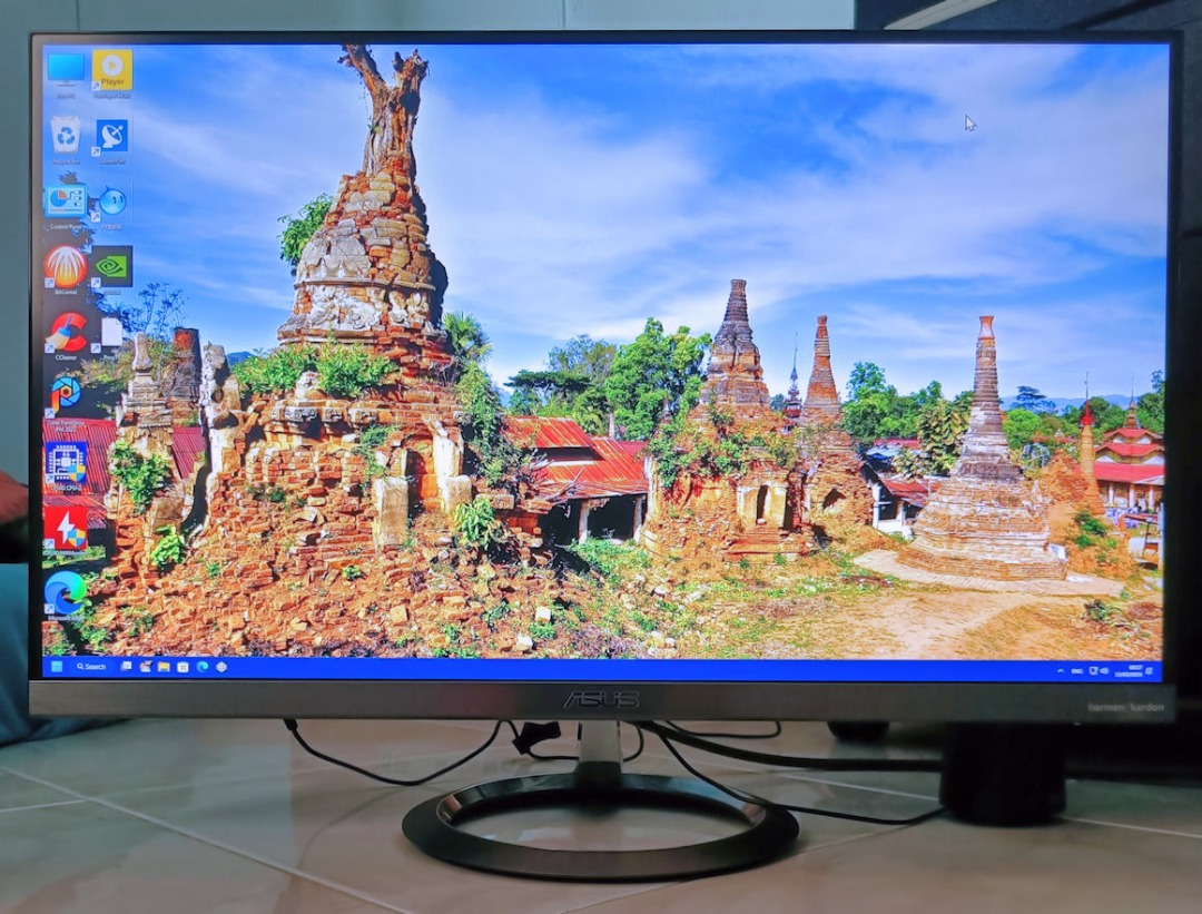 Asus Designo MZ27AQ 2K 27 inch Monitor, Computers & Tech, Parts ...