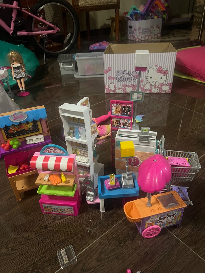 Barbie stall, Hobbies & Toys, Toys & Games on Carousell