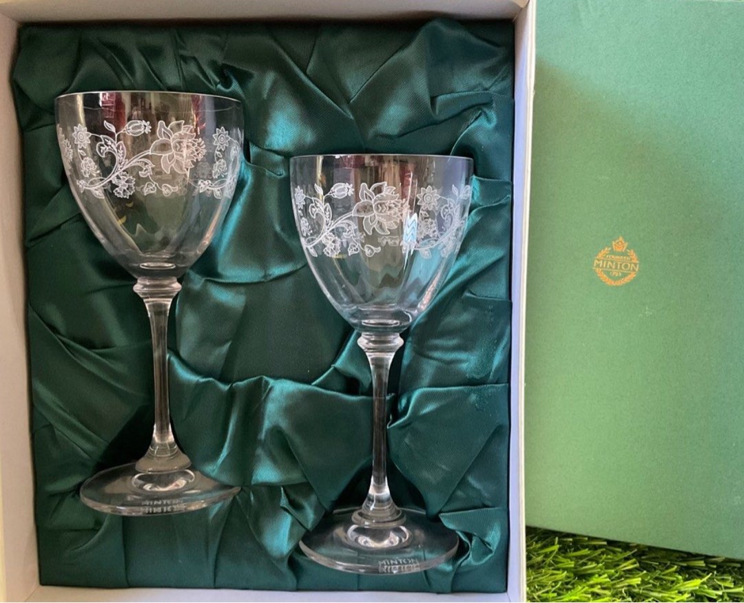 C42 Minton England Haddon Hall Crystal Wine Glass by Appointment to her ...