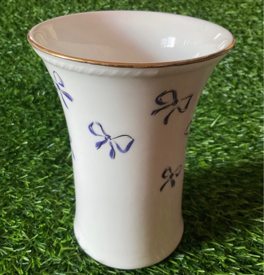 C72 YSL Yves Saint Laurent Yamaka Bone China Blue Ribbon Goldrubbed Rim ...