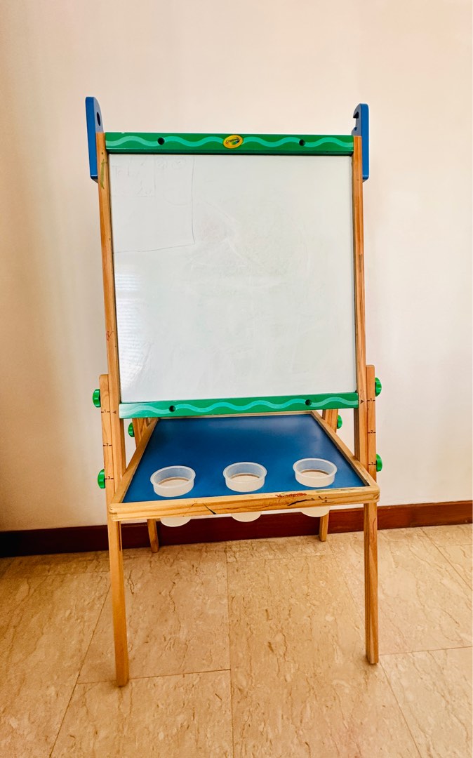 Crayola Easel, Babies & Kids, Baby Nursery & Kids Furniture, Kids ...