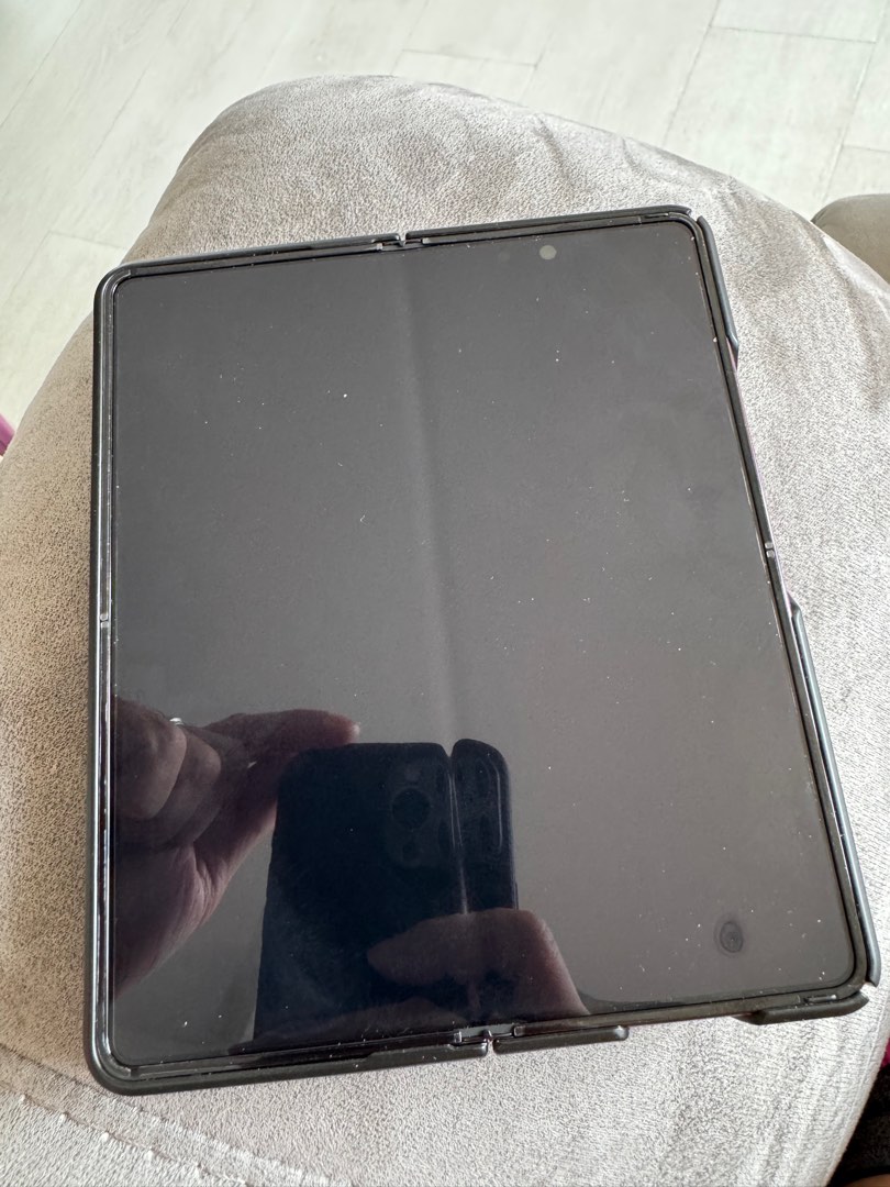 Galaxy Z Fold 4 Burgundy 256GB, Mobile Phones & Gadgets, Mobile Phones ...
