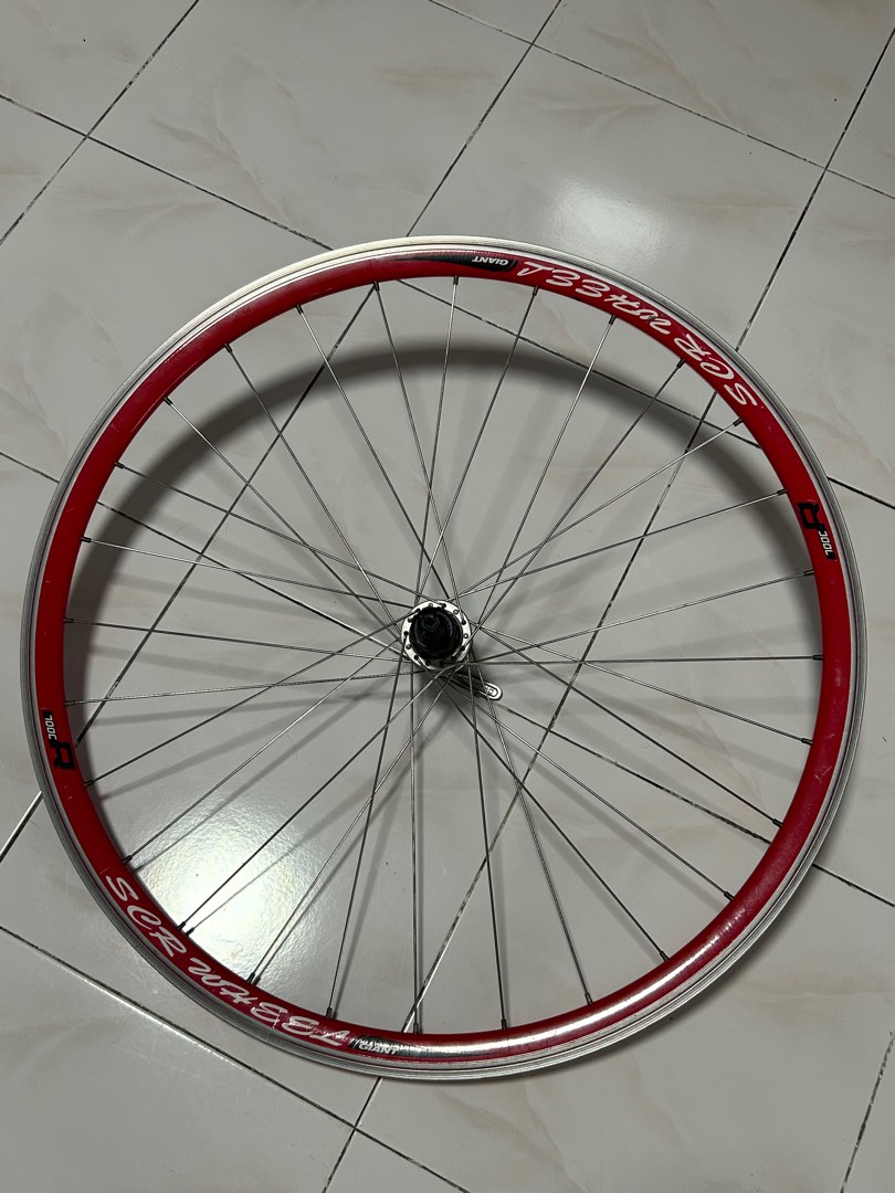 Giant SCR 700CR wheelset, Sports Equipment, Bicycles & Parts, Bicycles ...