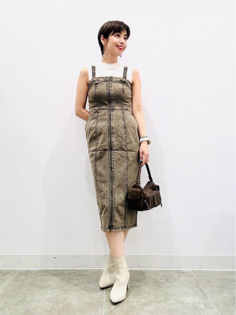 GU Brown Denim Dress, Women's Fashion, Dresses & Sets, Dresses on Carousell