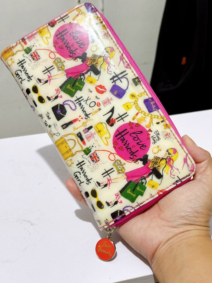 Harrods Wallet, Women's Fashion, Bags & Wallets, Wallets & Card holders ...