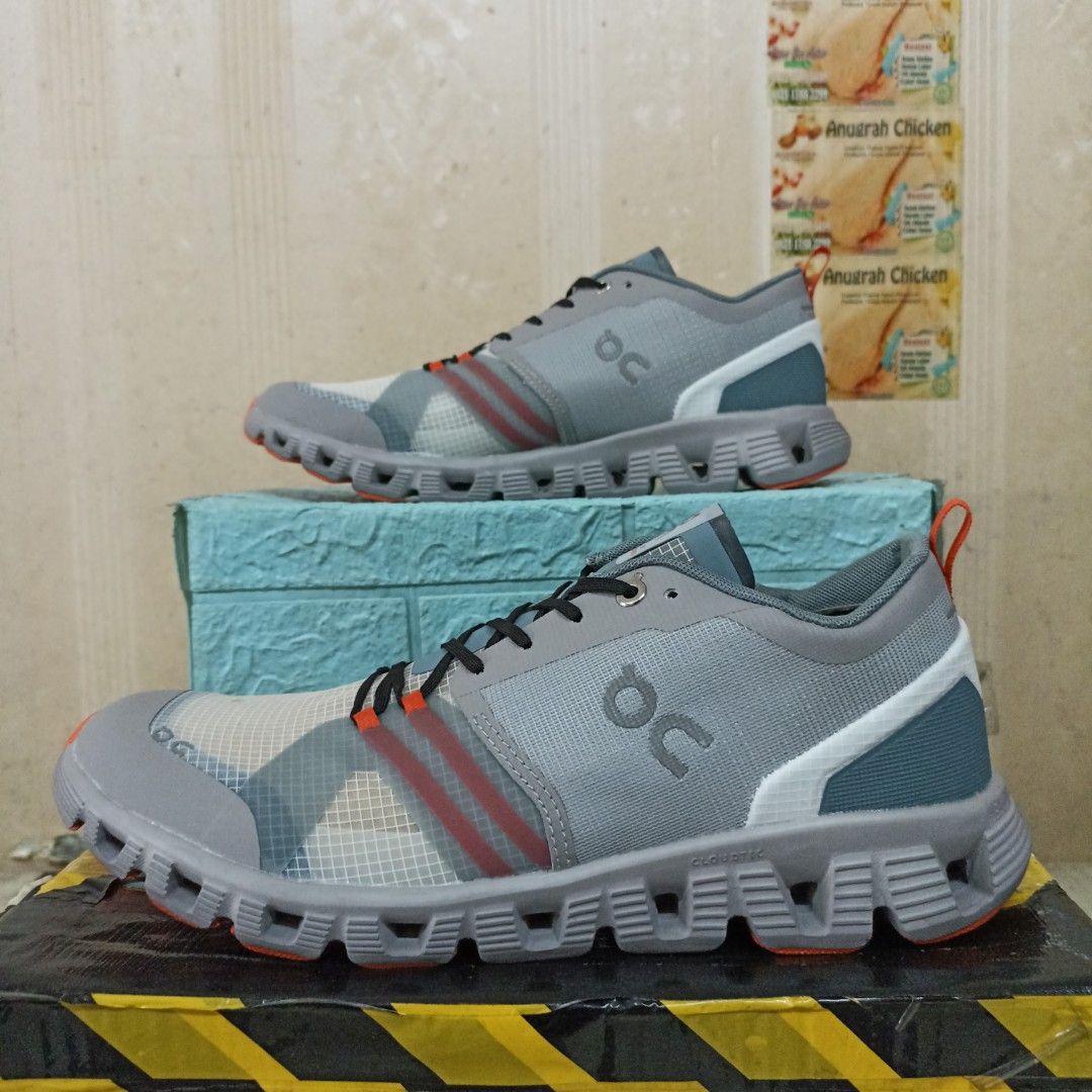 OC On cloud x Shift Alloy likeNew sepatu size 44/28cm, Fesyen Pria ...