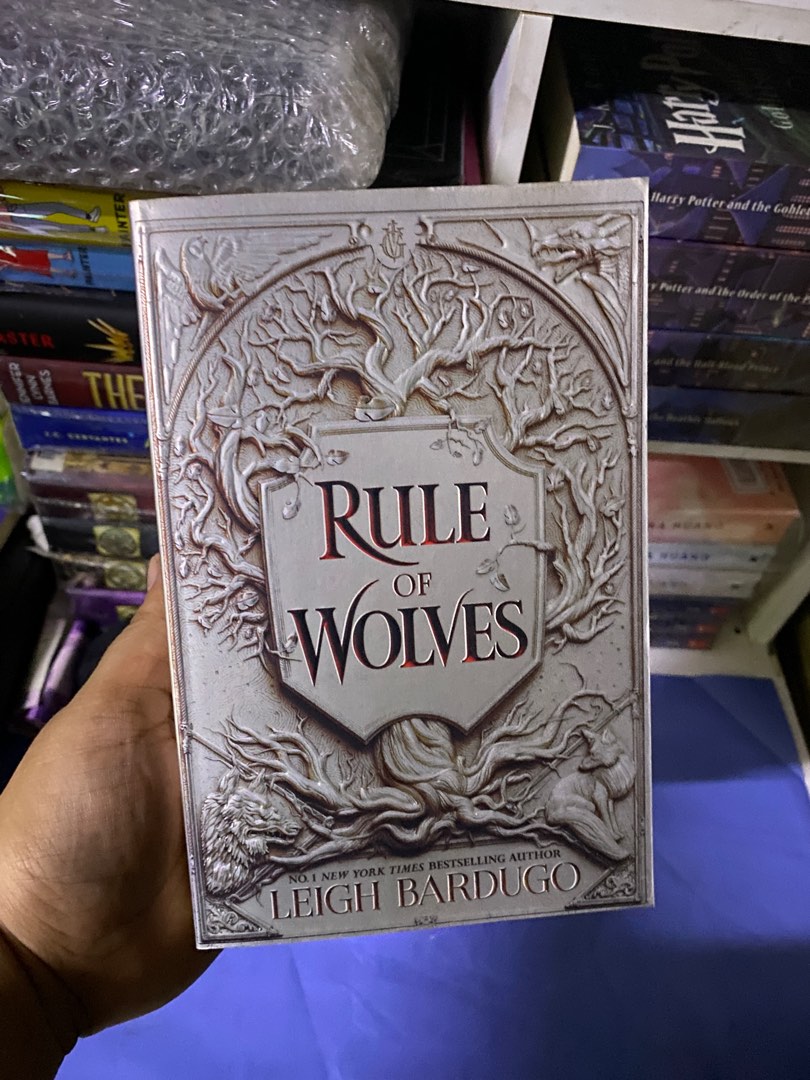 Rule of Wolves by Leigh Bardugo, Hobbies & Toys, Books & Magazines ...