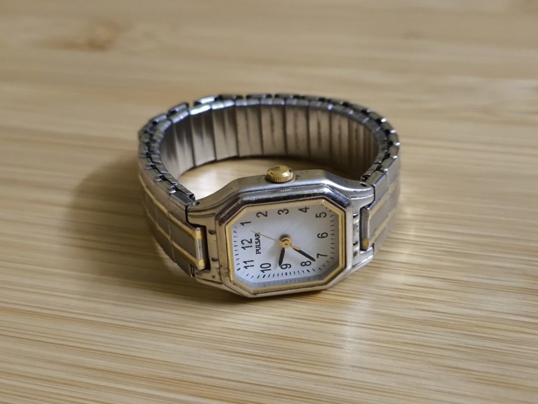 SEIKO Pulsar V811-X032 Ladies Watch, Women's Fashion, Watches ...