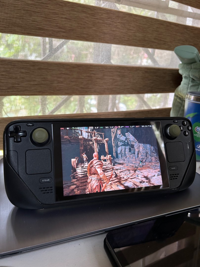 Steamdeck 512GB LCD, Video Gaming, Video Game Consoles, Others on Carousell