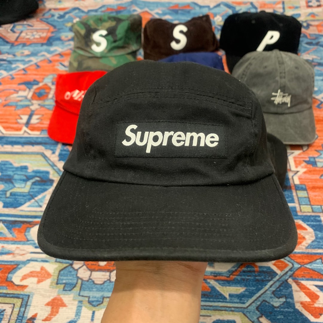 Supreme 5 panel cap black FW24, Fesyen Pria, Aksesoris, Topi di Carousell