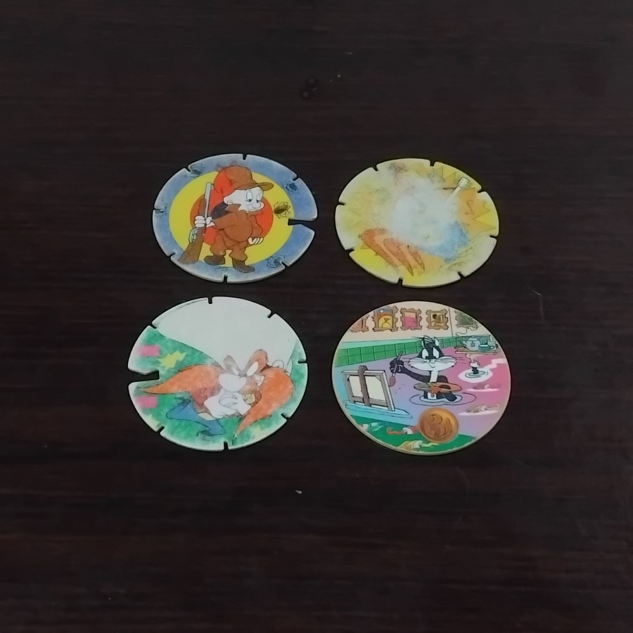 Tazos Looney Tunes Random Original, Toys & Collectibles, Permainan ...