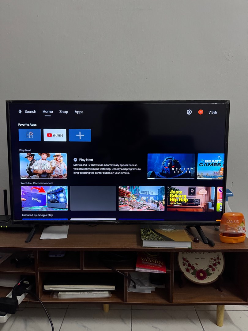 TCL 40 inch- TV with Smart TV Stick, TV & Home Appliances, TV & Entertainment, TV on Carousell