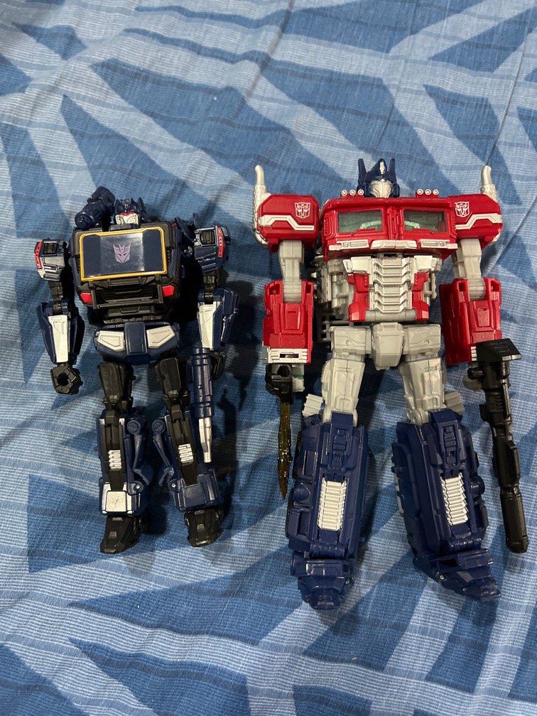 Transformers Reactivate Optimus Prime and Soundwave, Hobbies & Toys ...