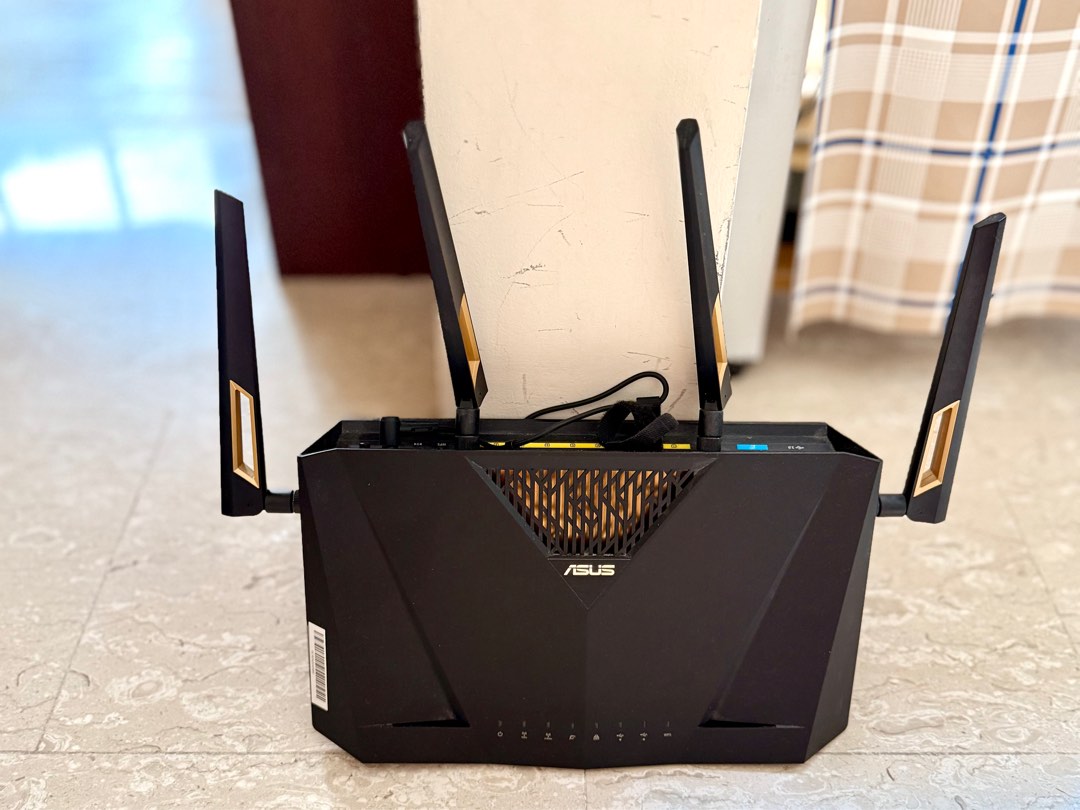 Asus RT-AX88U WiFi 6 router, Computers & Tech, Parts & Accessories ...