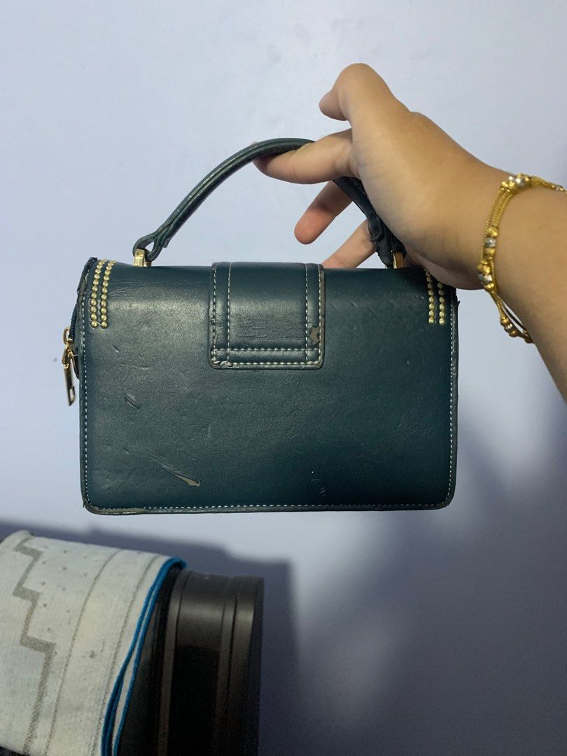 Bethany Roma Sling Bag, Women's Fashion, Bags & Wallets, Cross-body ...