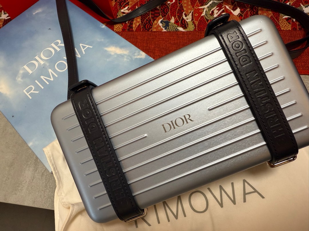 CHRISTIAN DIOR x RIMOWA blue PERSONAL CLUTCH Crossbody Bag, 名牌, 手袋及銀包 ...