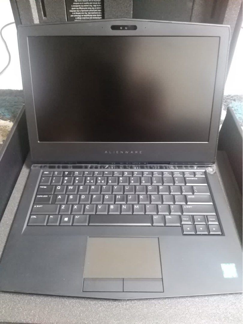 Gaming Laptop Alienware 13 R3 with Box and Manual, Computers & Tech ...