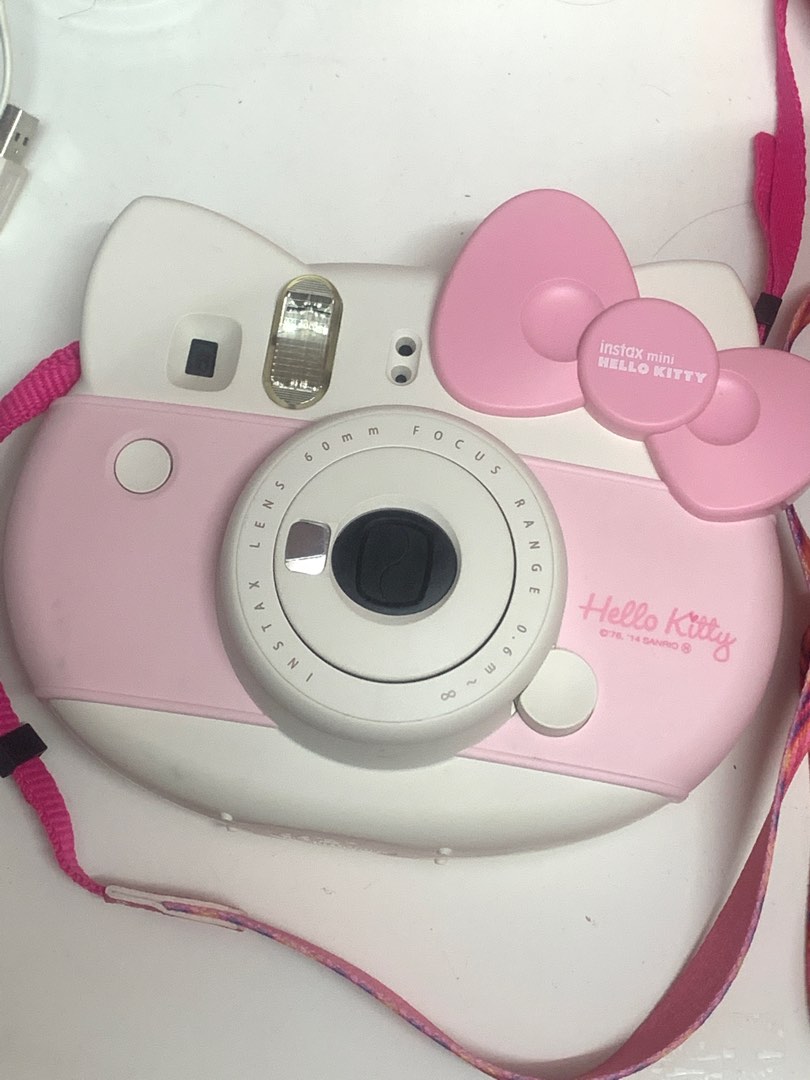 Hello kitty instax rent, Photography, Cameras on Carousell