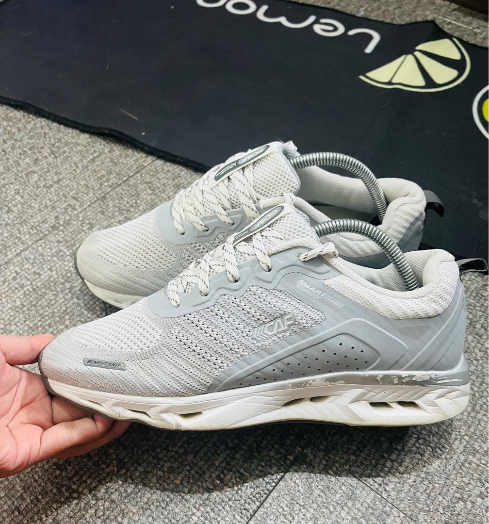 Lecaf Running Shoes, Men's Fashion, Footwear, Sneakers on Carousell